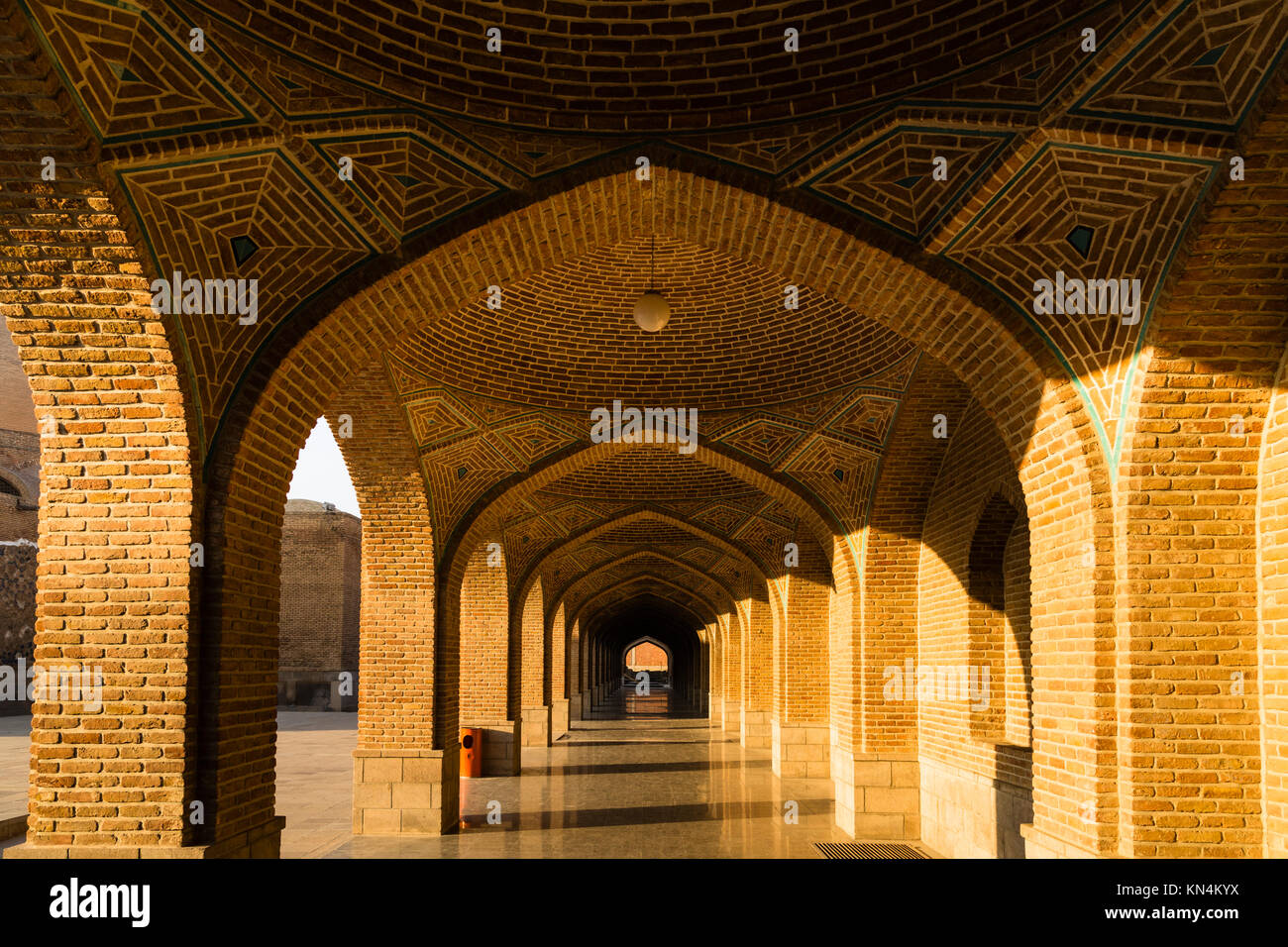 Tabriz iran architecture hi-res stock photography and images - Alamy