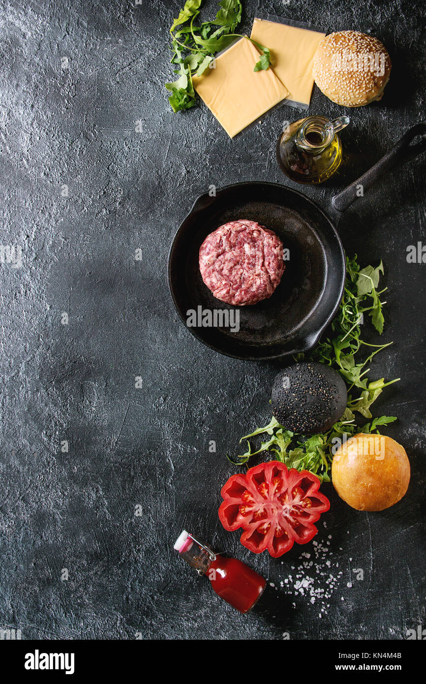 Ingredients for burger Stock Photo - Alamy