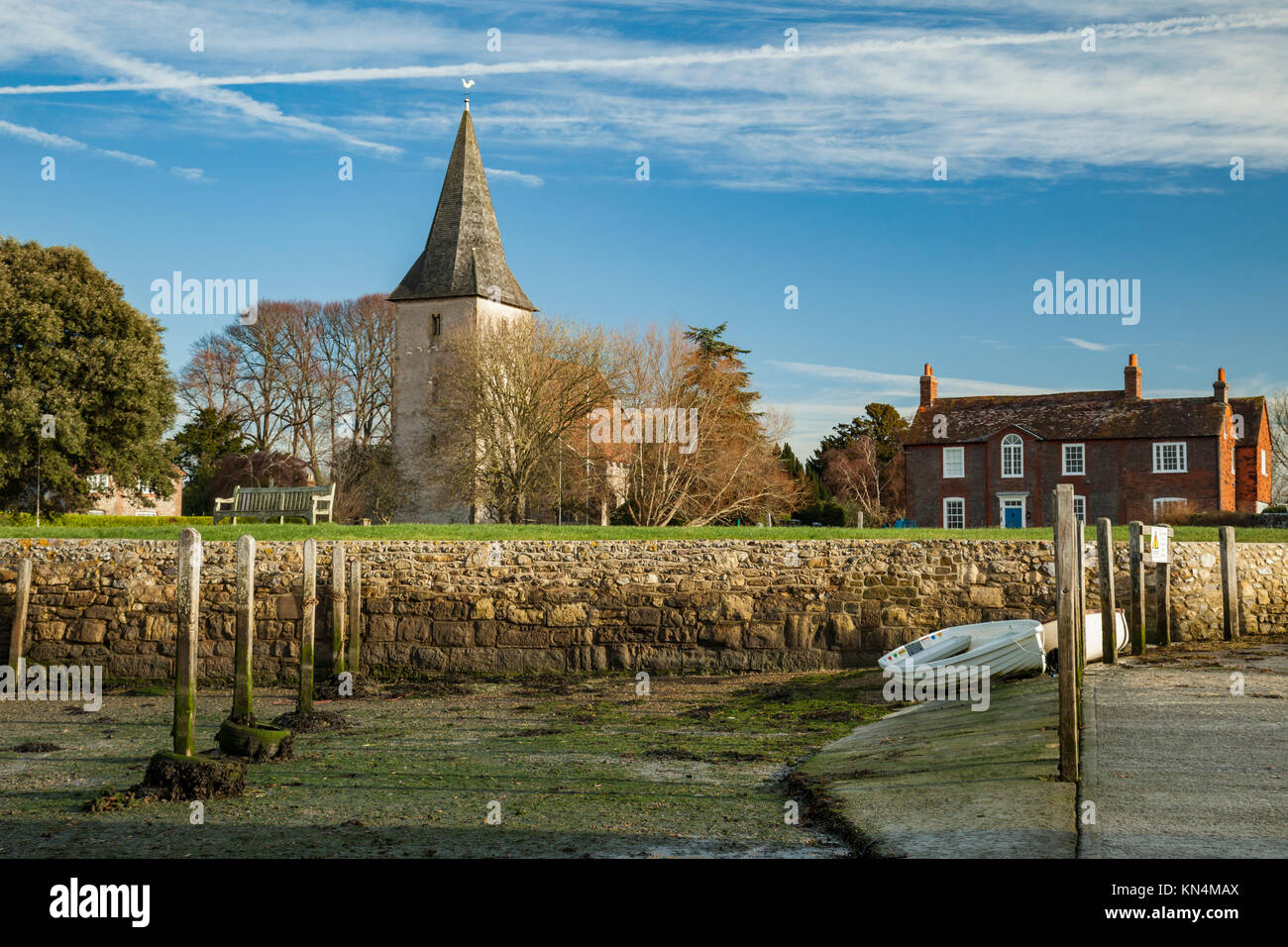 The coastal village of bosham hi-res stock photography and images - Alamy