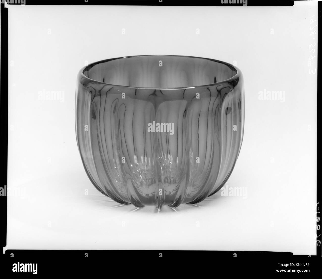 This finger bowl, cataloged as MET 216696, is a small decorative vessel ...