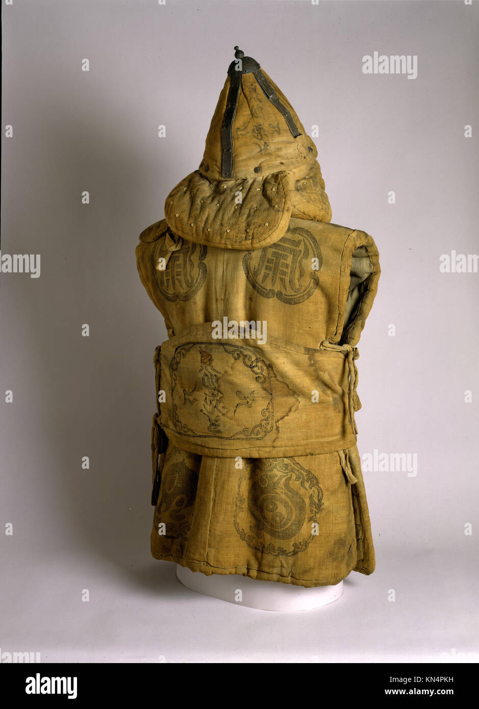 Religious wear symbols hi-res stock photography and images - Alamy