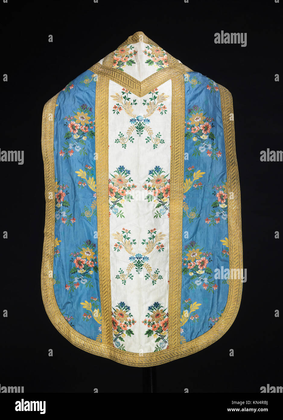 This chasuble is a liturgical vestment worn by clergy during religious ...