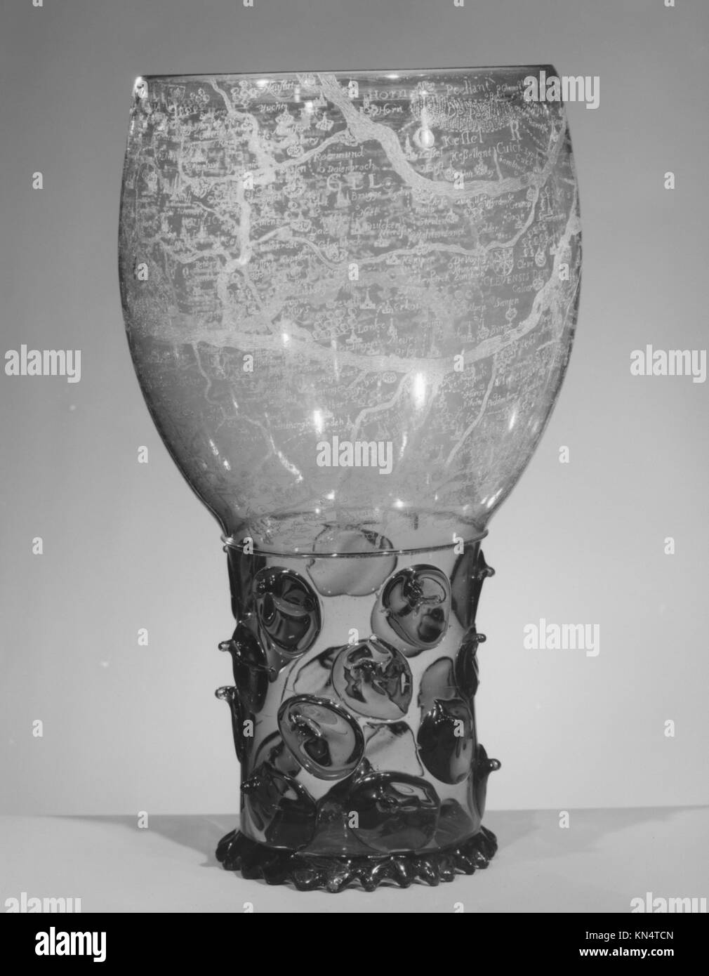 Glass roemer hi-res stock photography and images - Alamy