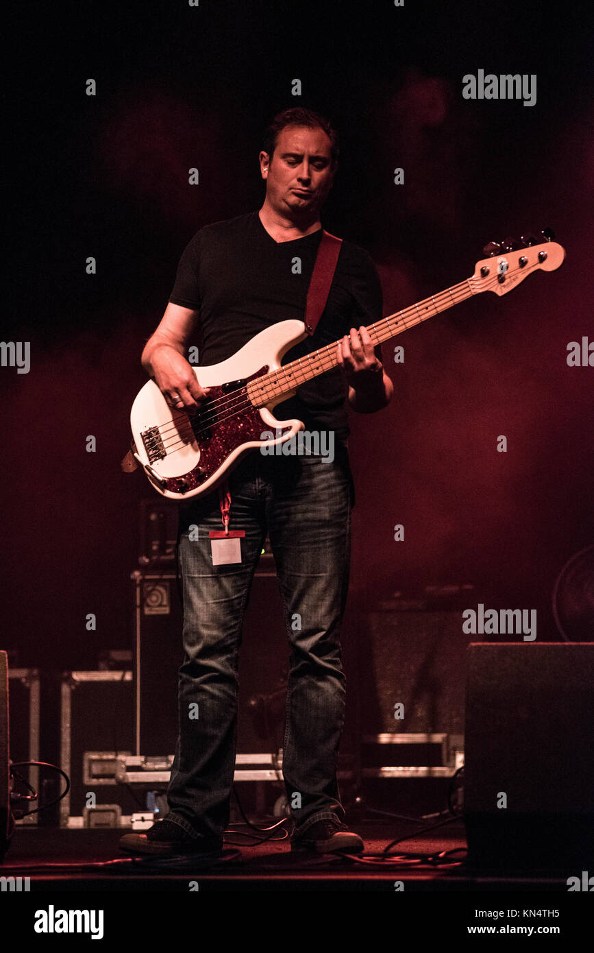 The Stevie Nimmo Trio at The Edinburgh Blues 'N' Rock Festival in The ...