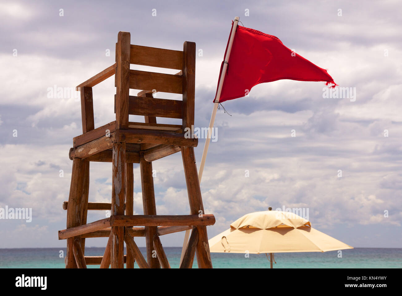 Lifeguard red flag hi-res stock photography and images - Alamy