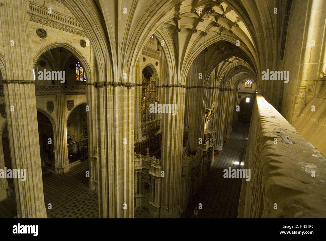 Ribbed arch vault vaulting hi-res stock photography and images - Alamy