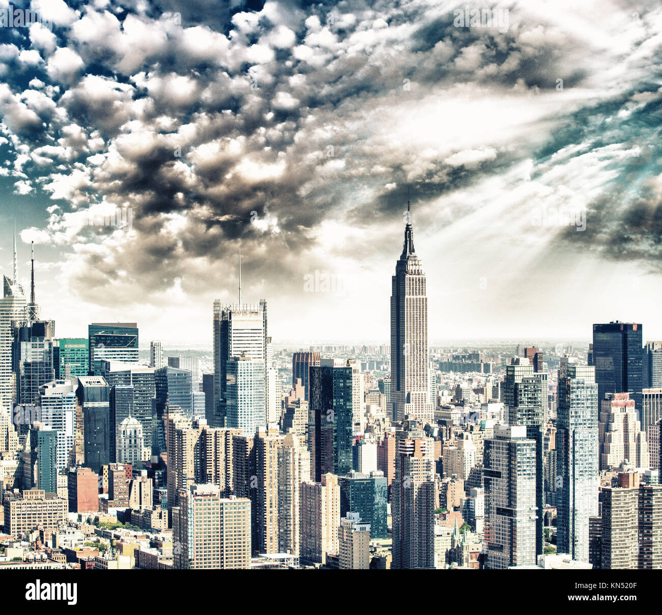 Dusk over Manhattan Stock Photo - Alamy