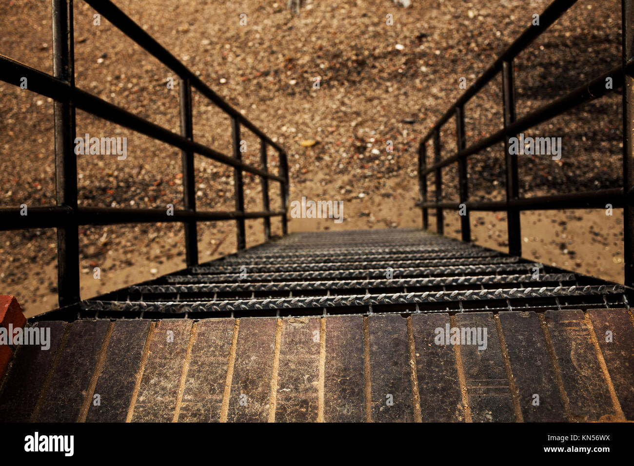 Steel steps hi-res stock photography and images - Alamy