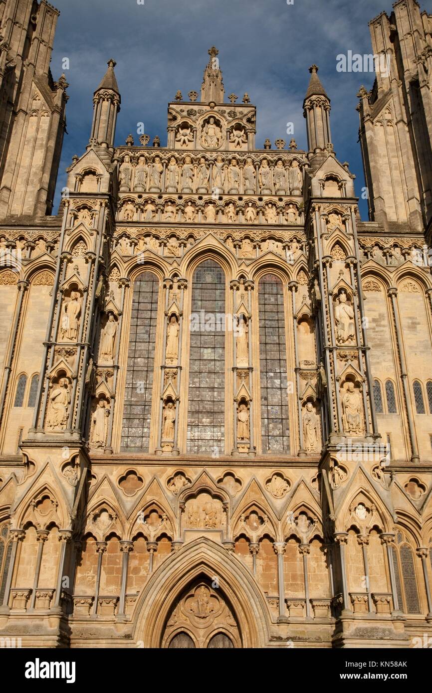 Wells cathedral image hi-res stock photography and images - Alamy