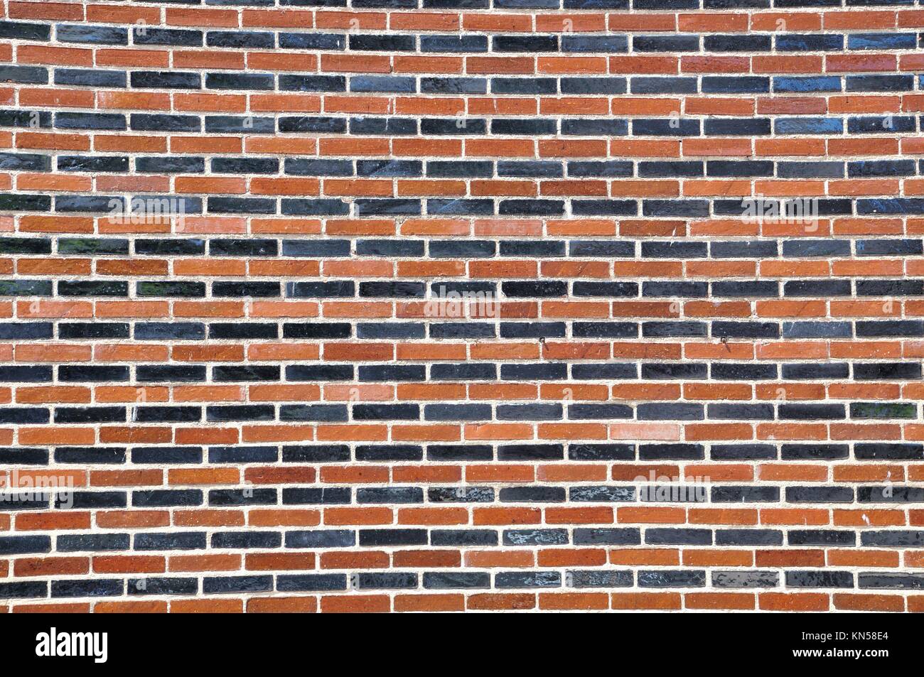 Solid architecture hi-res stock photography and images - Alamy