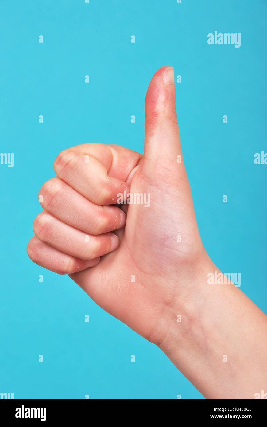 Positive thumbs up sign hi-res stock photography and images - Alamy