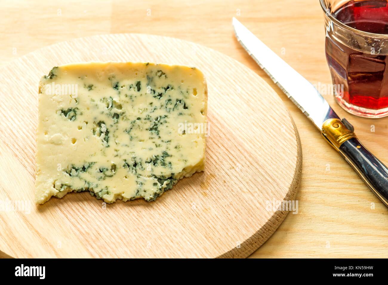 French roquefort blue cheese hi-res stock photography and images - Alamy