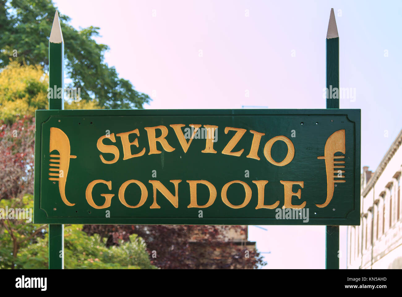 Gondola sign hi-res stock photography and images - Alamy