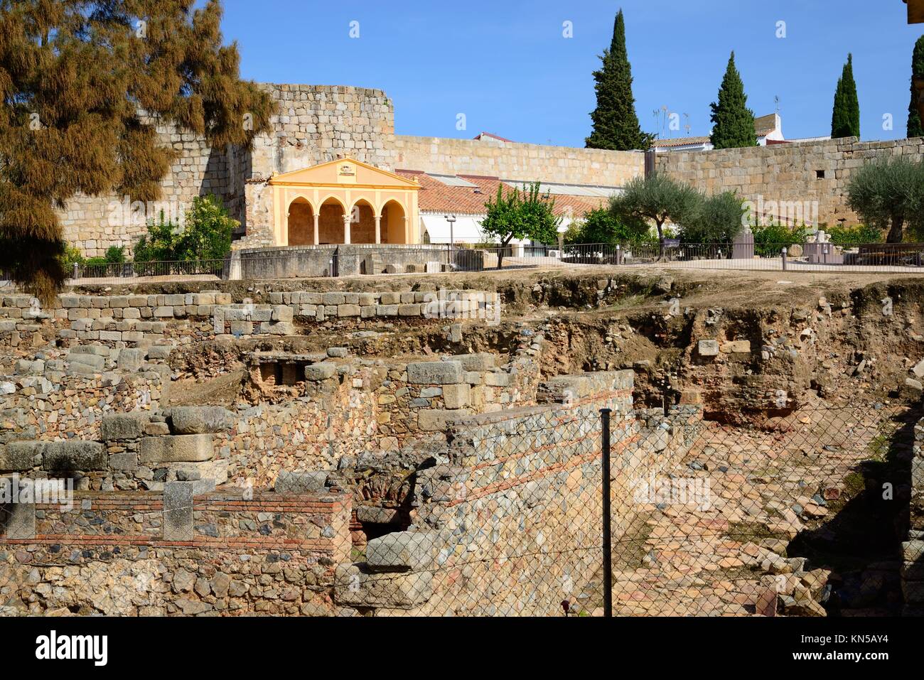 Merida spain ruins hi-res stock photography and images - Alamy