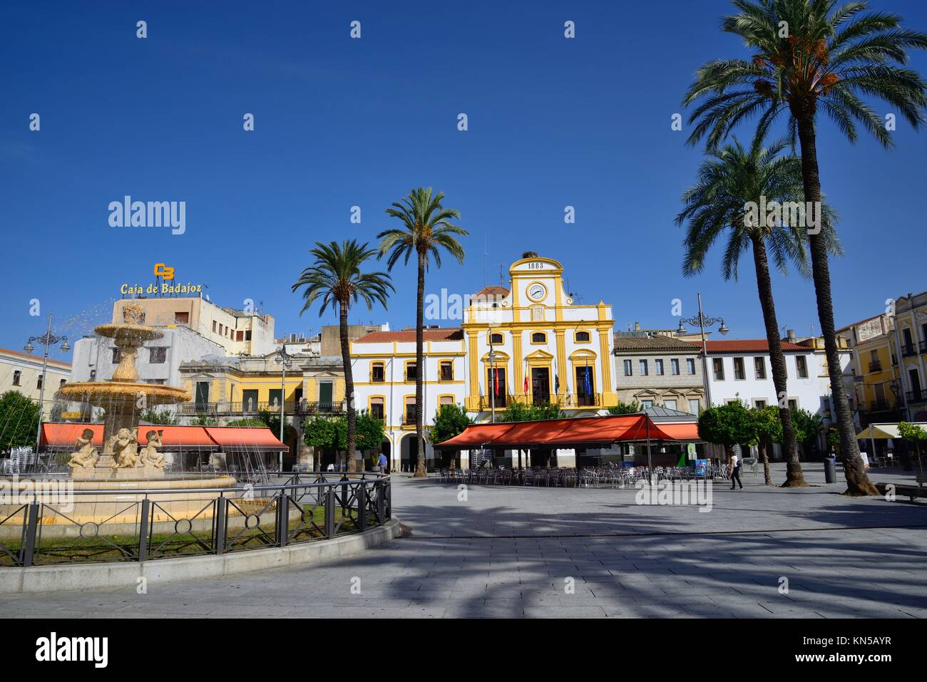 Merida monument hi-res stock photography and images - Alamy
