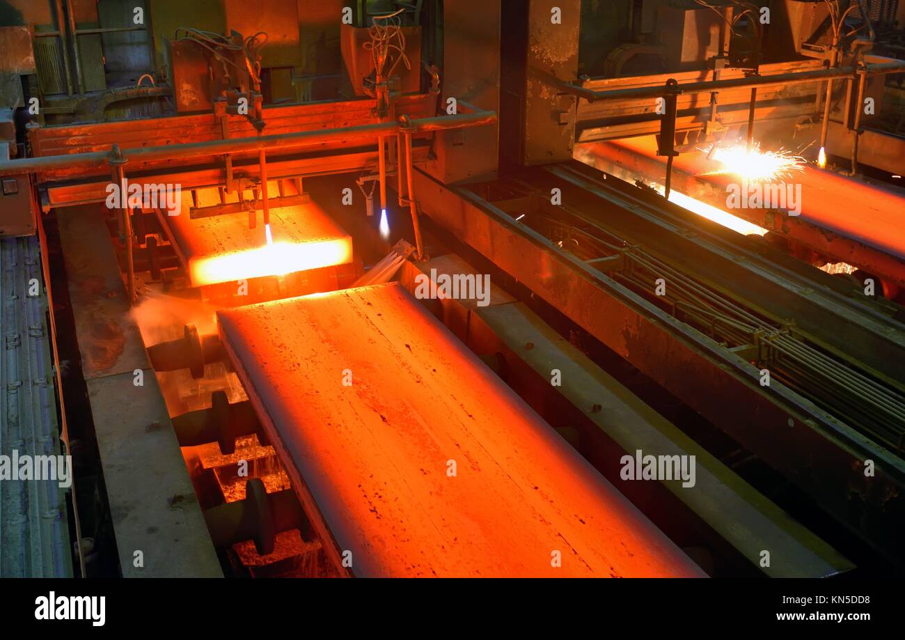 Gas cutting of the hot metal in a plant Stock Photo - Alamy