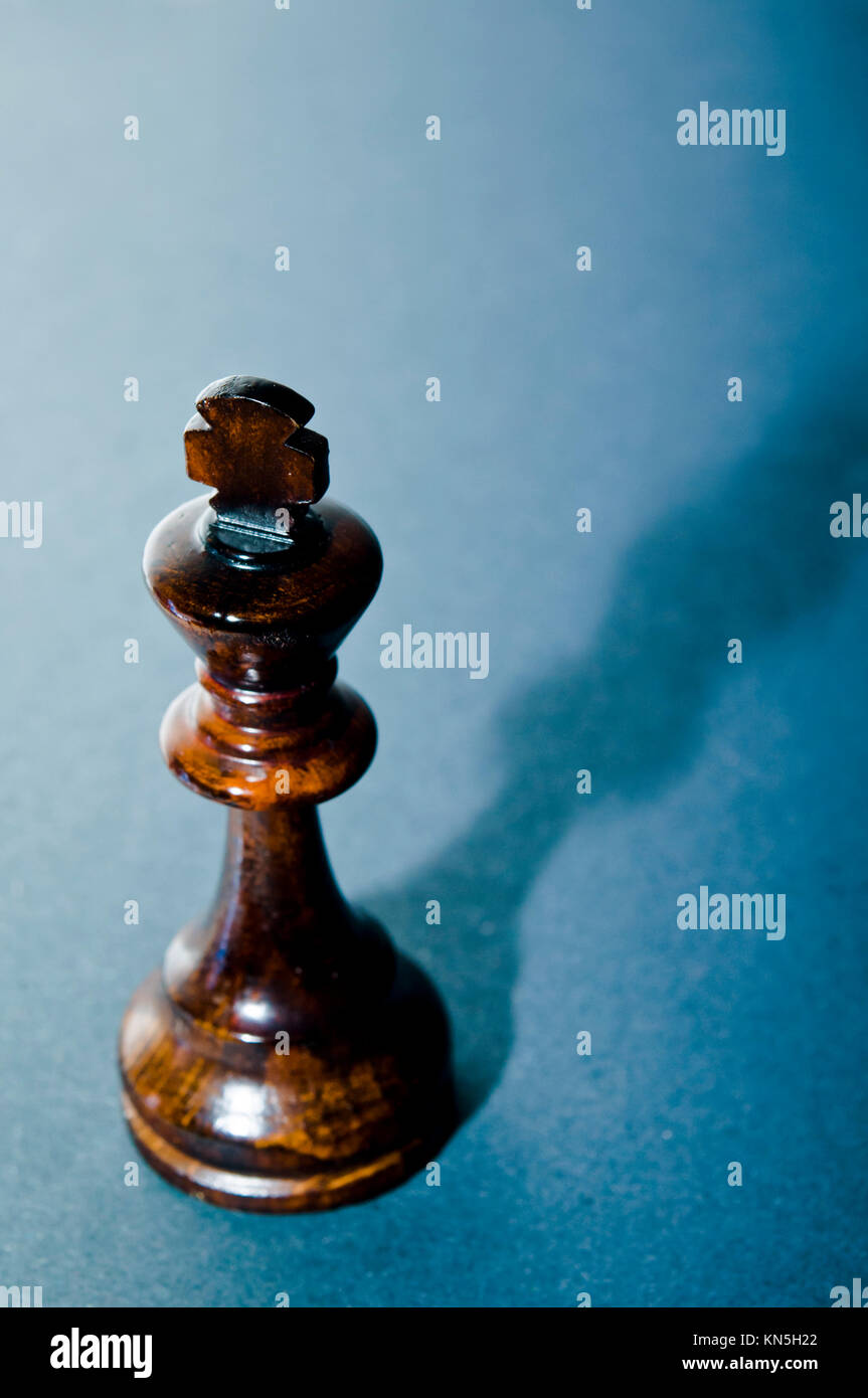 chess king shadow Stock Photo - Alamy