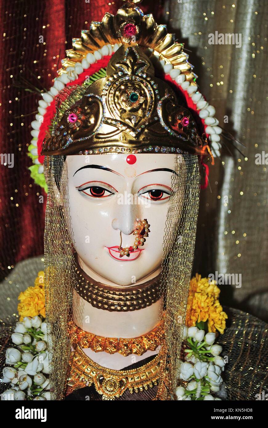 Gauri ganapati hi-res stock photography and images - Alamy