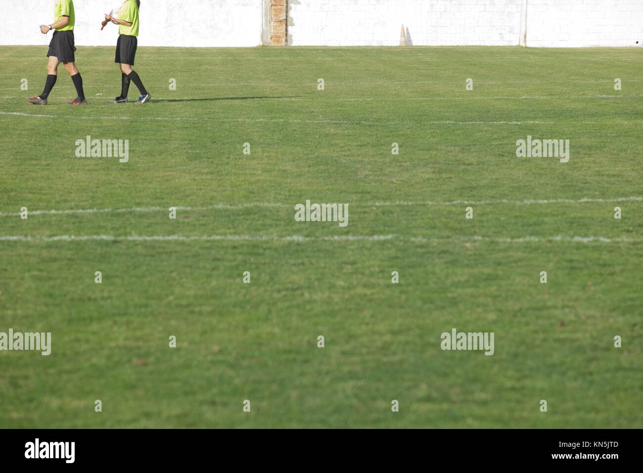 Football referee hi-res stock photography and images - Alamy