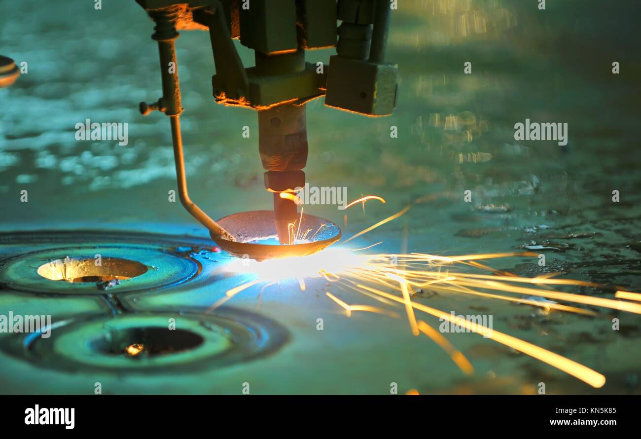 Lazer cutting hi-res stock photography and images - Alamy