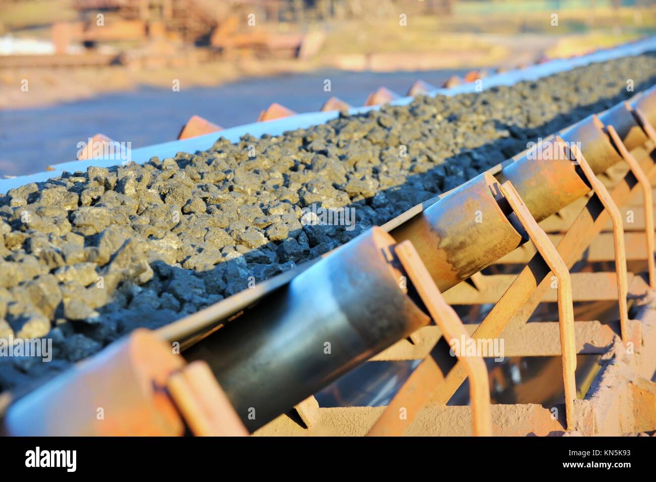 Gold ore close up hi-res stock photography and images - Alamy