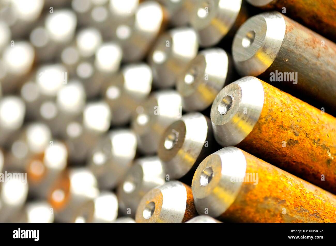 Round steel bar hi-res stock photography and images - Alamy