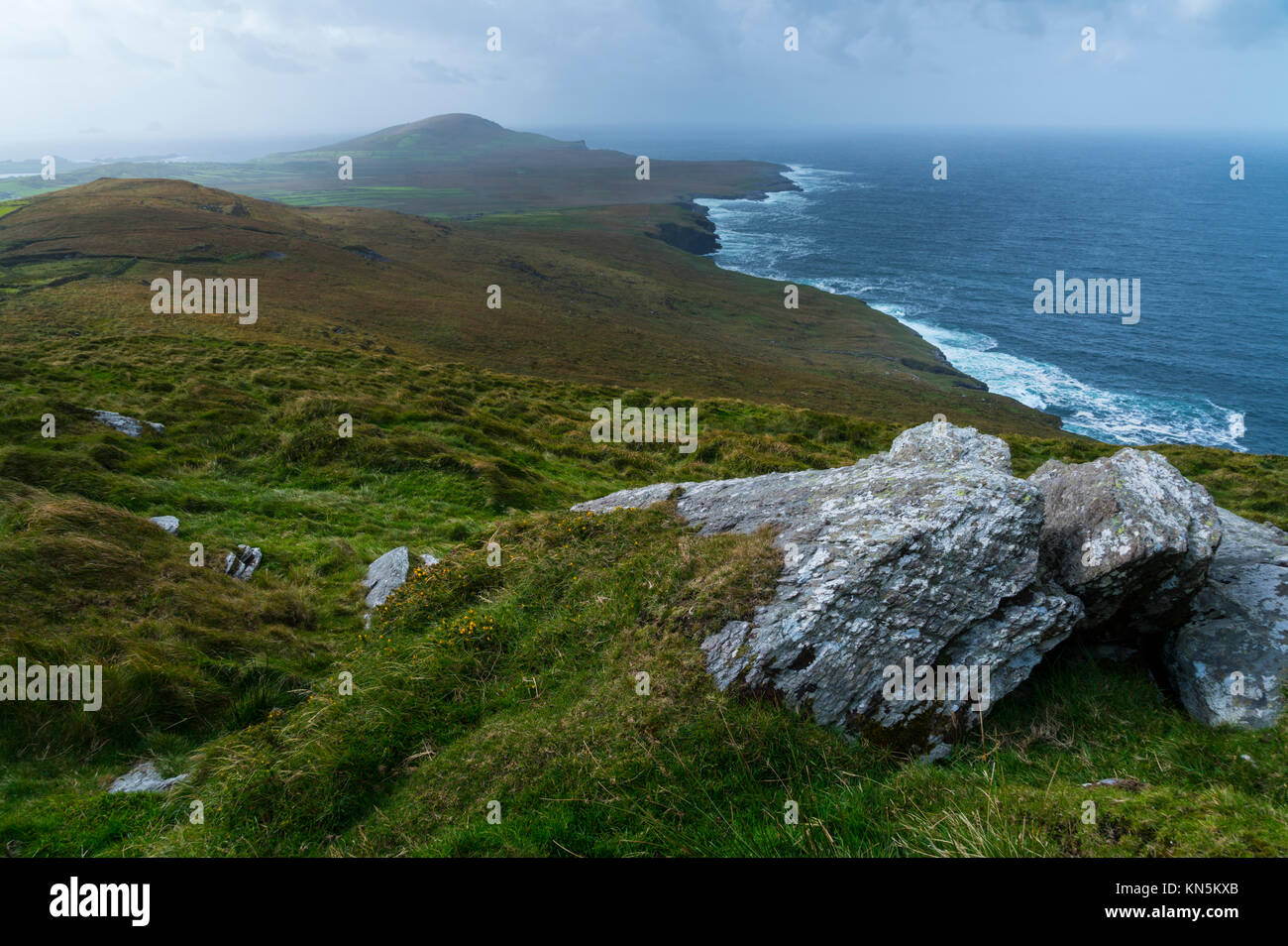 Bray Head view from Geokaun Mountain, Valentia Island, Iveragh ...