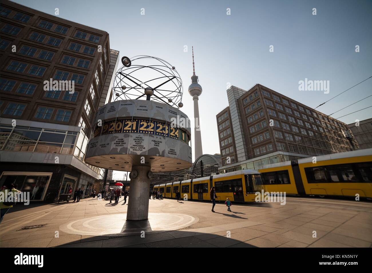 World Clock In Berlin Alexanderplatz High Resolution Stock Photography and Images - Alamy