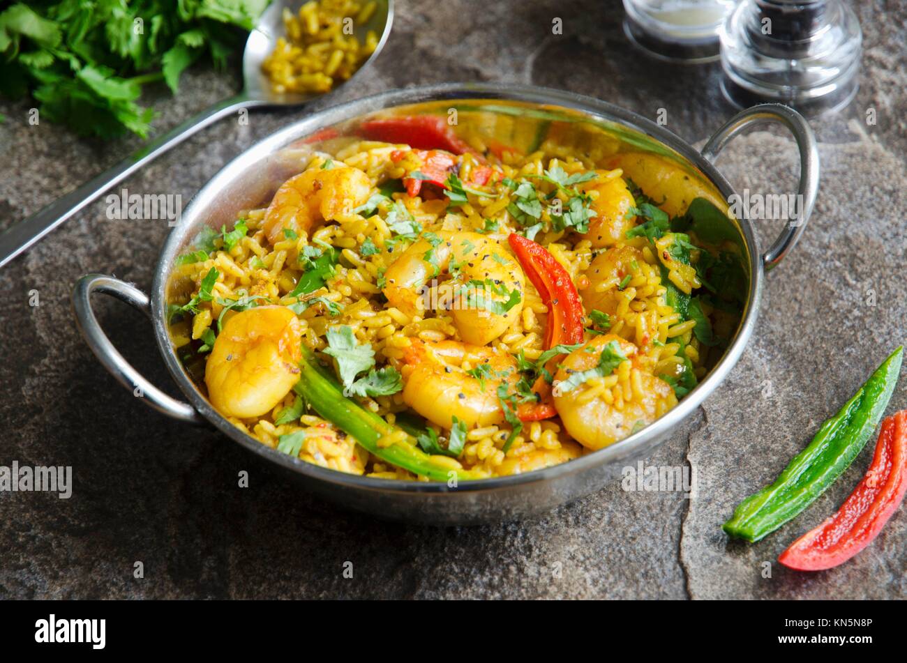 Indian food eating traditional hi-res stock photography and images - Alamy