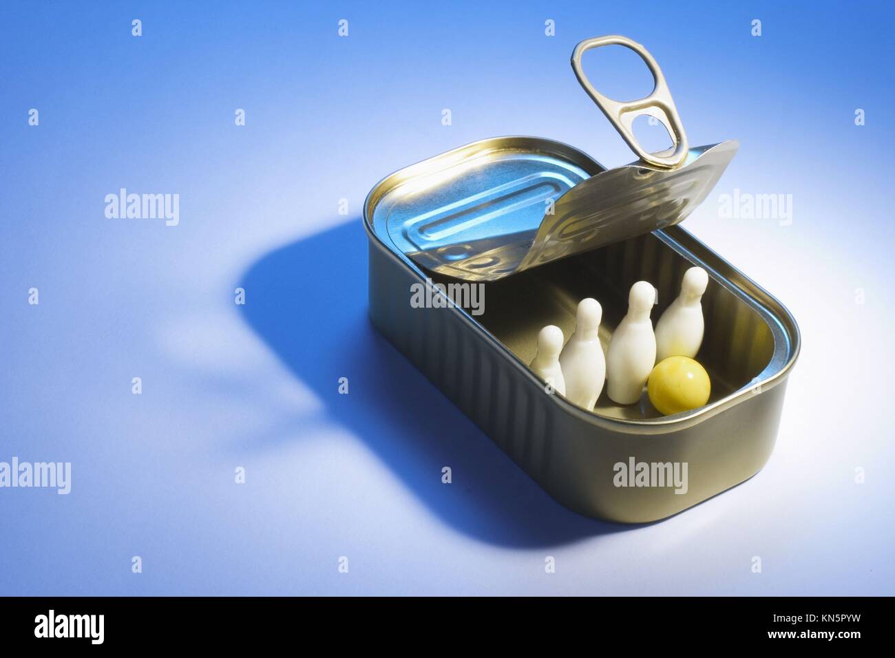 Aluminium Pins High Resolution Stock Photography and Images - Alamy