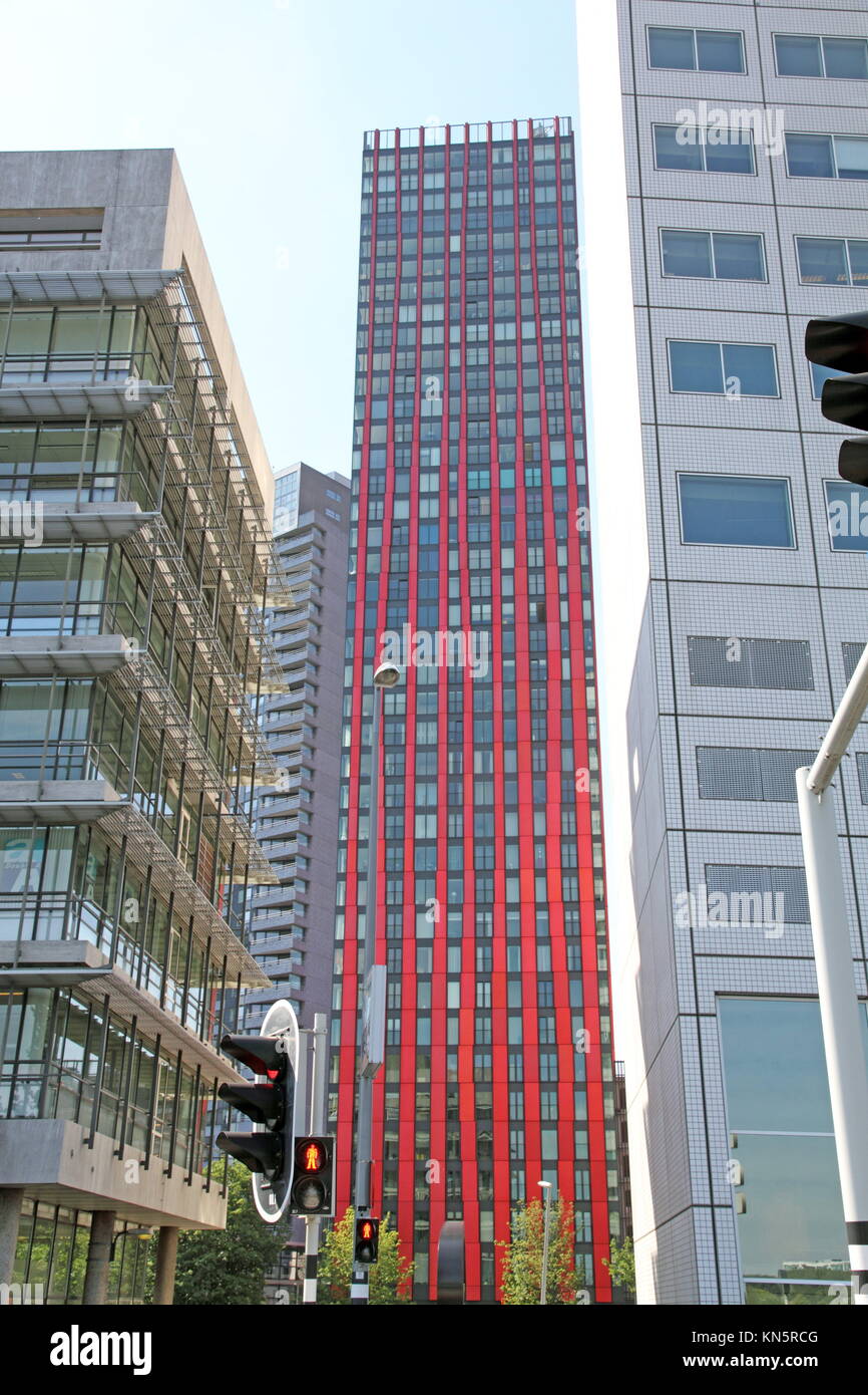 Red apple geometric shape hi-res stock photography and images - Alamy