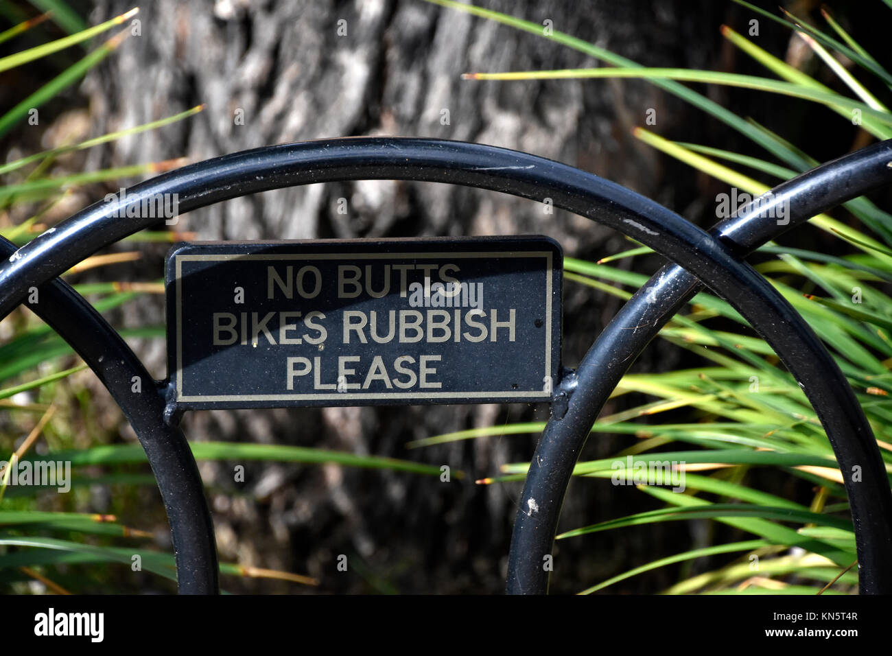 Sign no butts hi-res stock photography and images - Alamy