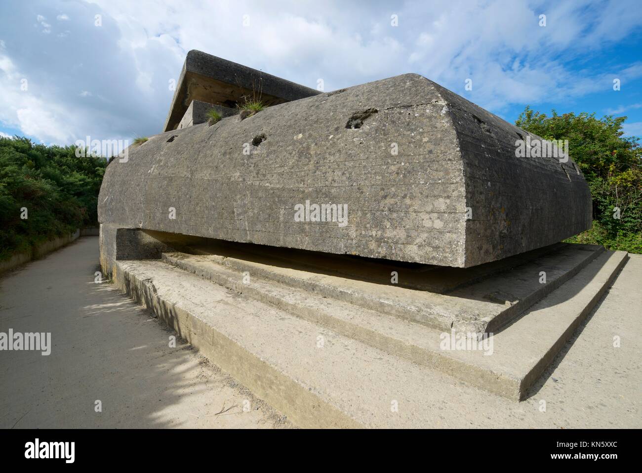Observation bunker hi-res stock photography and images - Alamy
