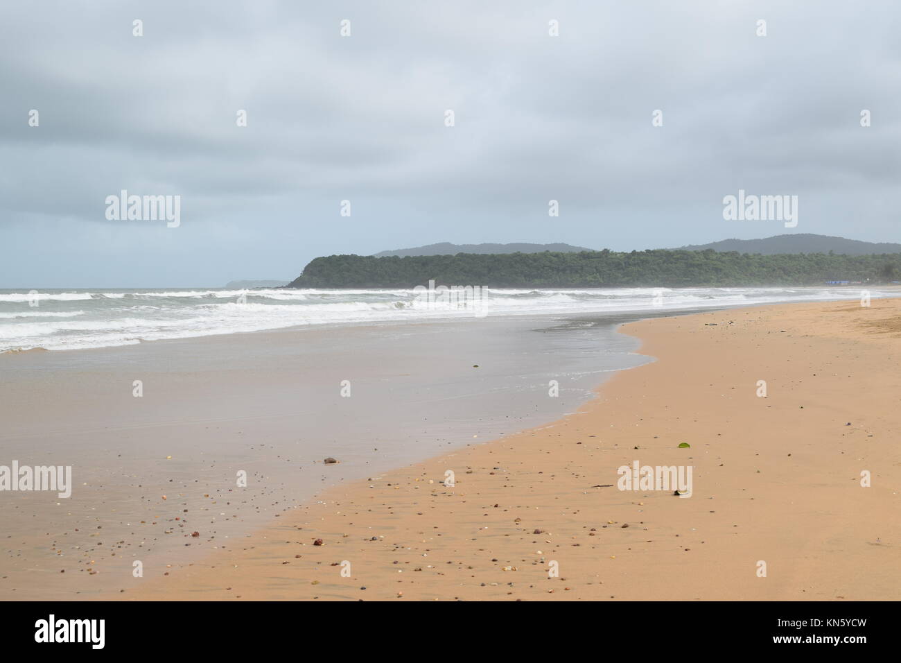 Sandy beach images. Cool beach with no people. Beautiful beach ...