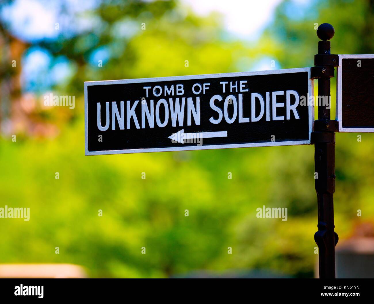 Arlington national cemetery sign hi-res stock photography and images ...