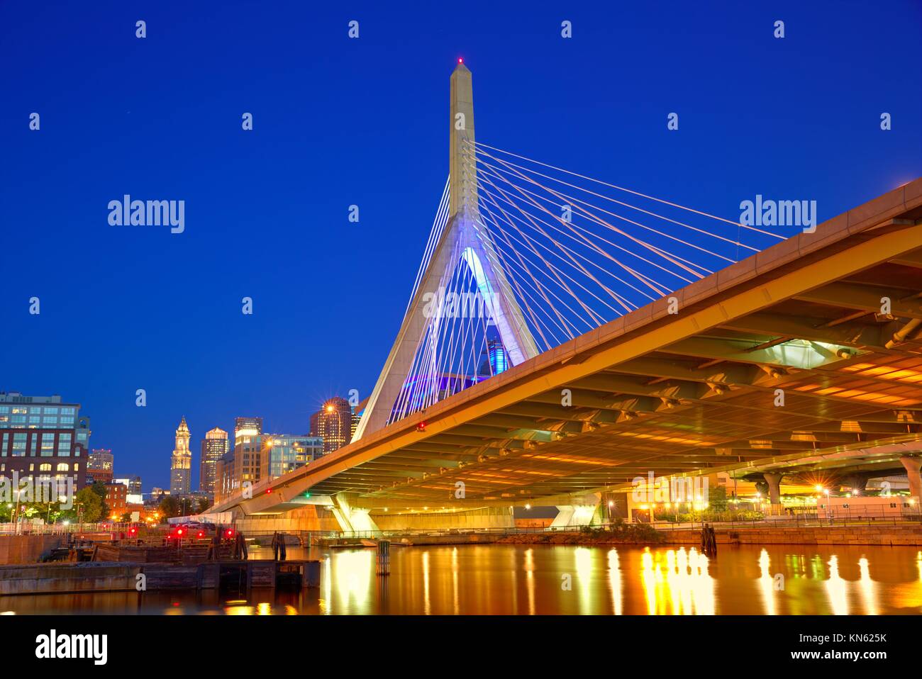 Zakim bridge boston skyline hi-res stock photography and images - Alamy