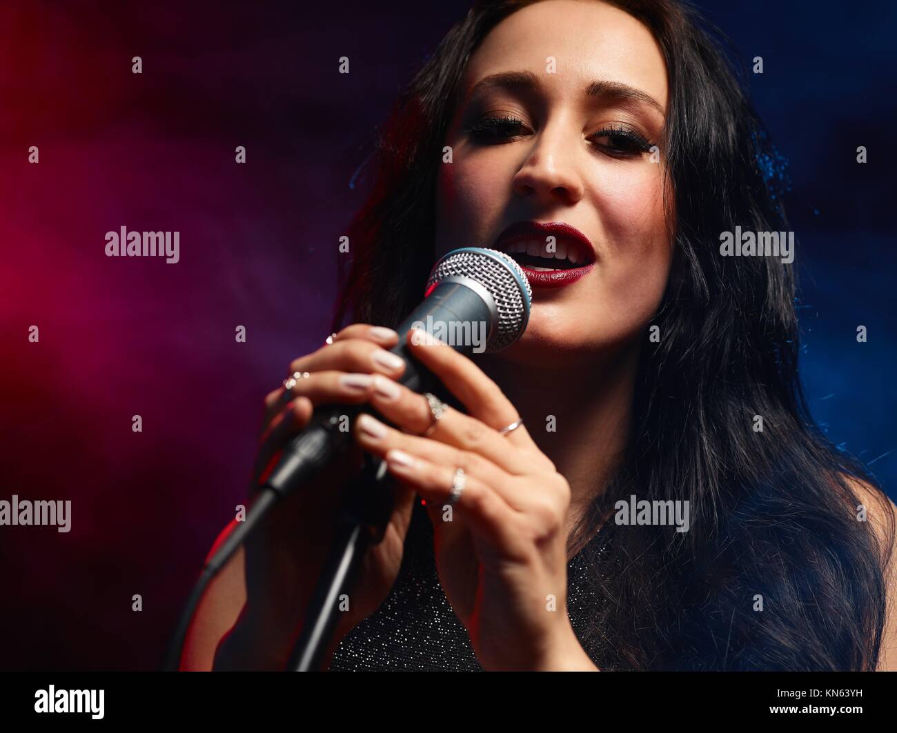Jazz vocalist portrait artist hi-res stock photography and images - Alamy