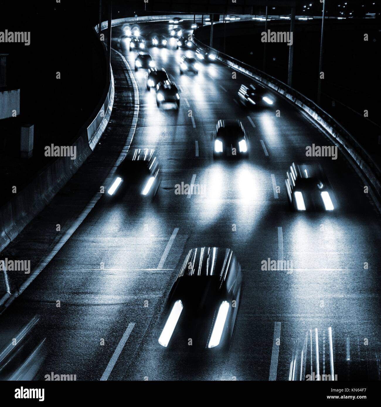 Fast moving cars night hi-res stock photography and images - Alamy