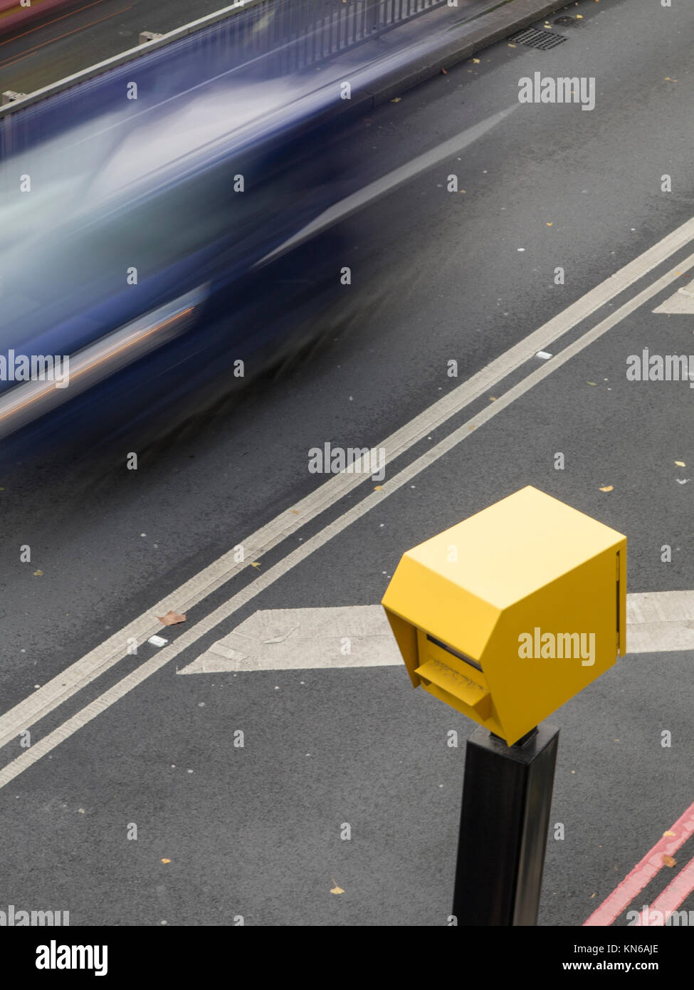 Cars speeding through a speed trap Stock Photo - Alamy