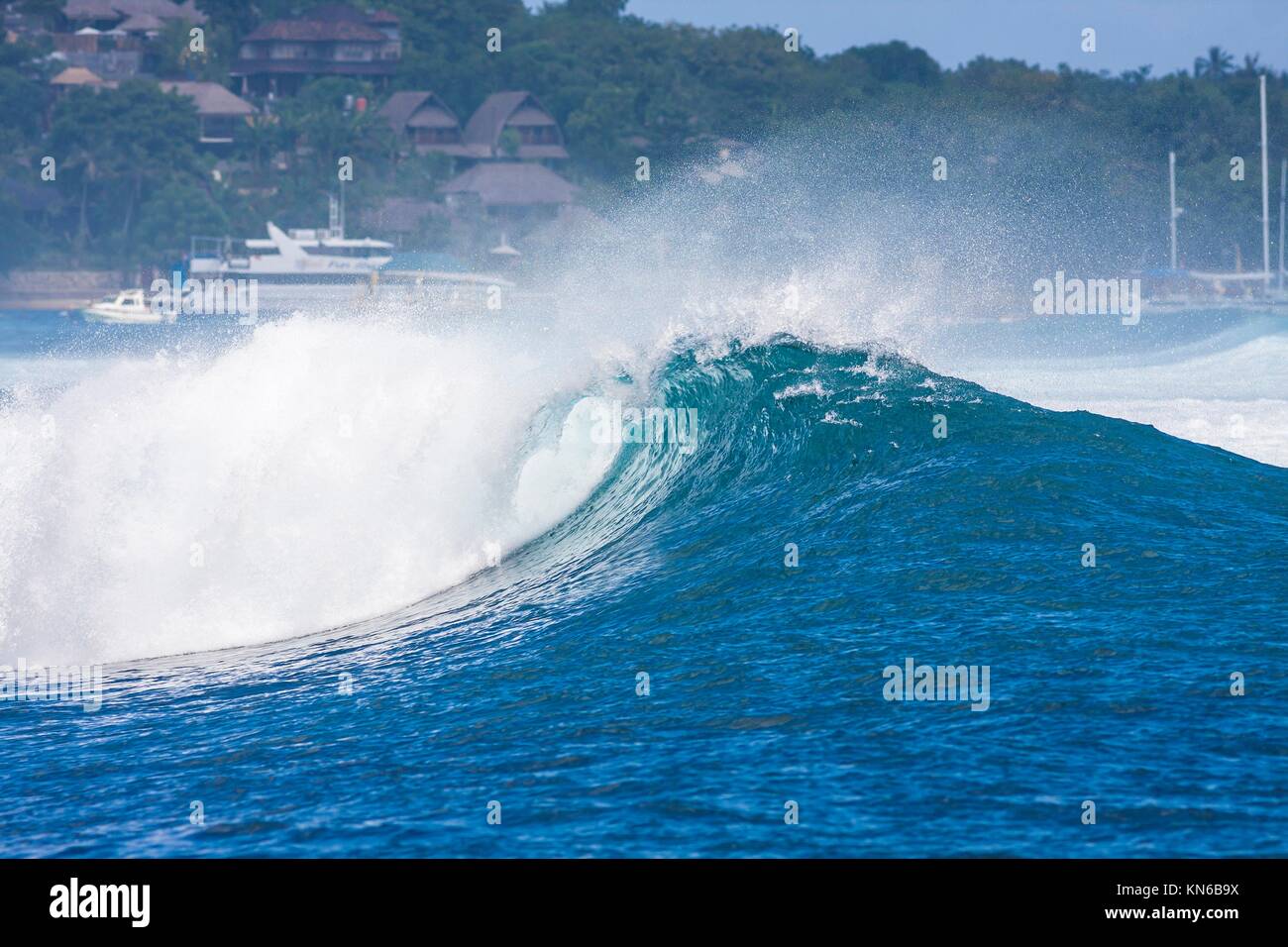 Pacific ocean wave scenic blue hi-res stock photography and images - Alamy