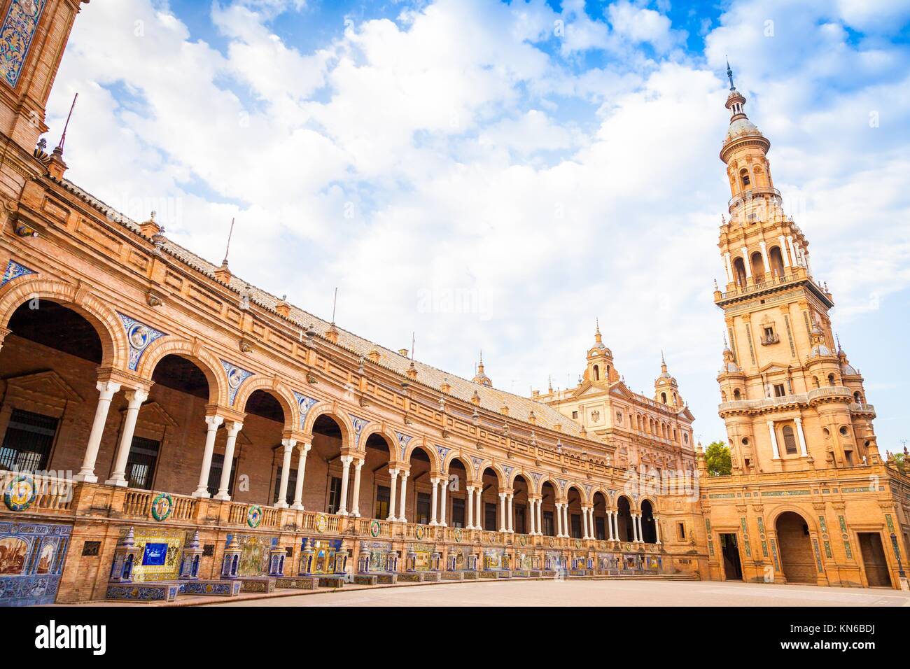 Spanish renaissance revival architecture hi-res stock photography and ...
