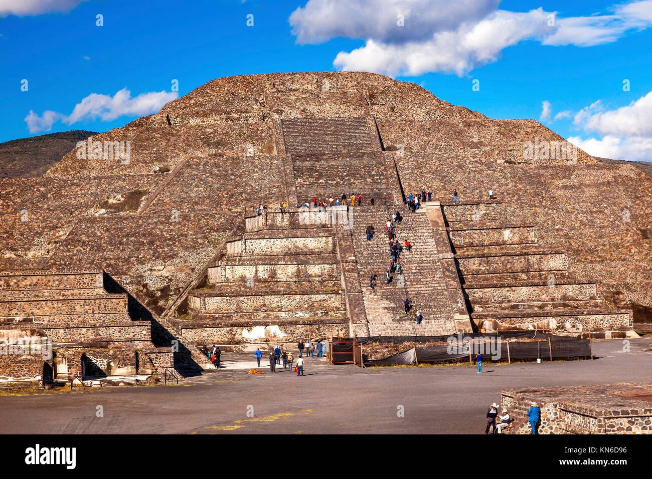 Temple of the moon, teotihuacan hi-res stock photography and images - Alamy
