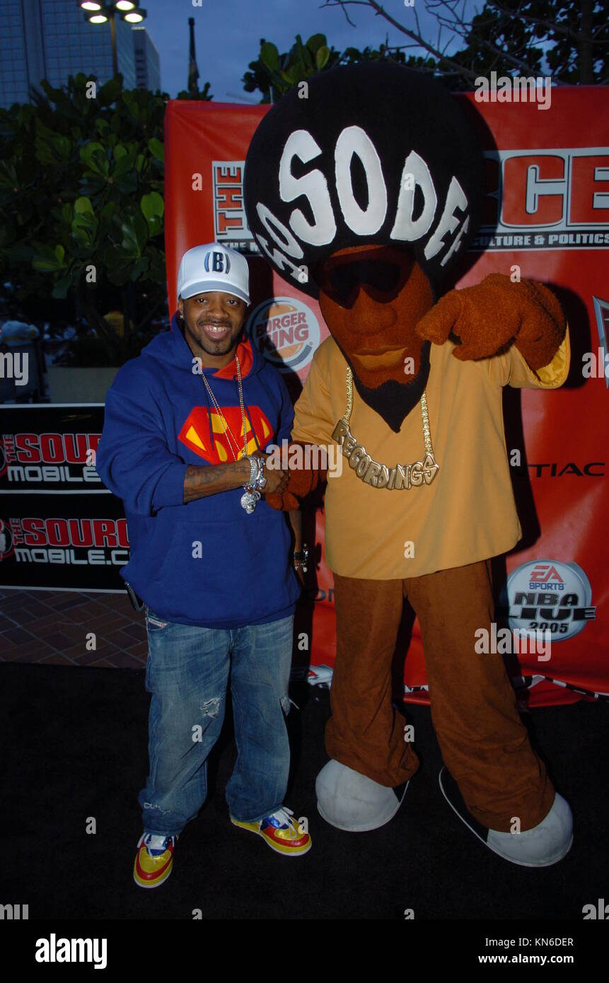 MIAMI - OCTOBER 10: Jermaine Dupri arrives at the 2004 Source Hip-Hop ...