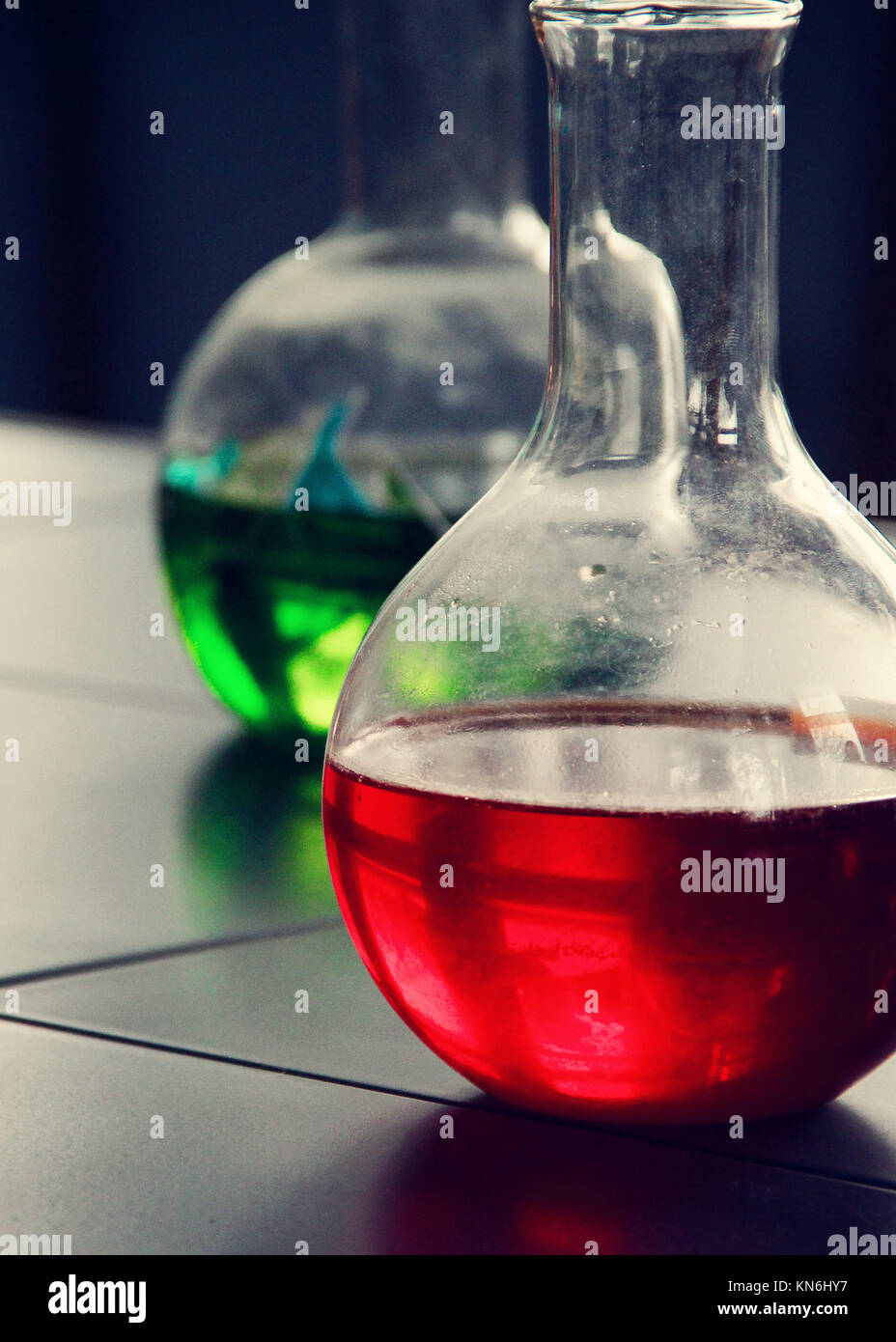 Erlenmeyer Flask Chemistry High Resolution Stock Photography and Images ...