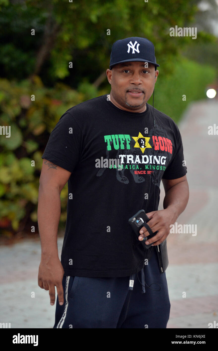 Shark tank daymond john hi-res stock photography and images - Alamy