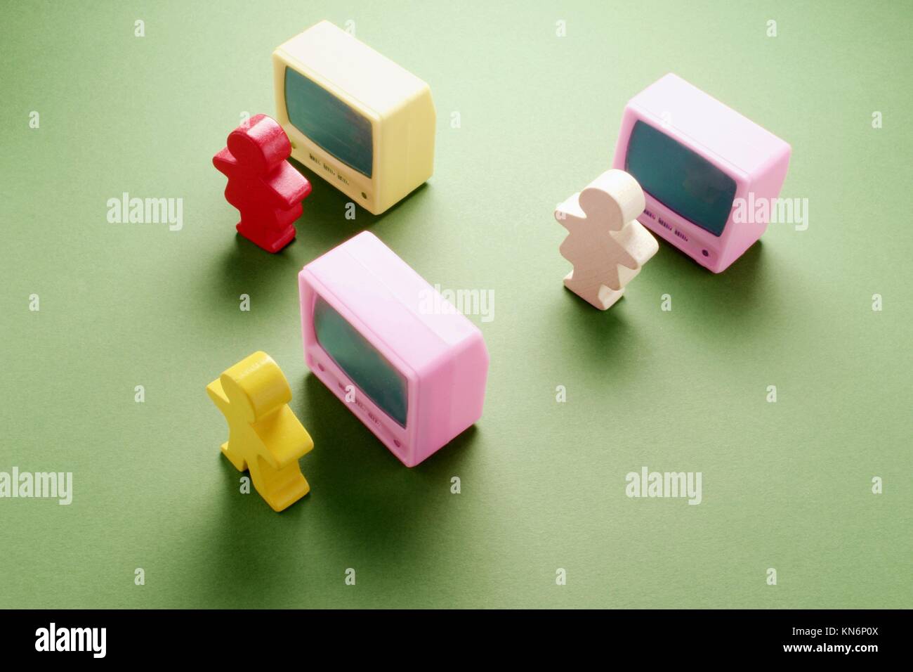 Toy tv set hi-res stock photography and images - Alamy