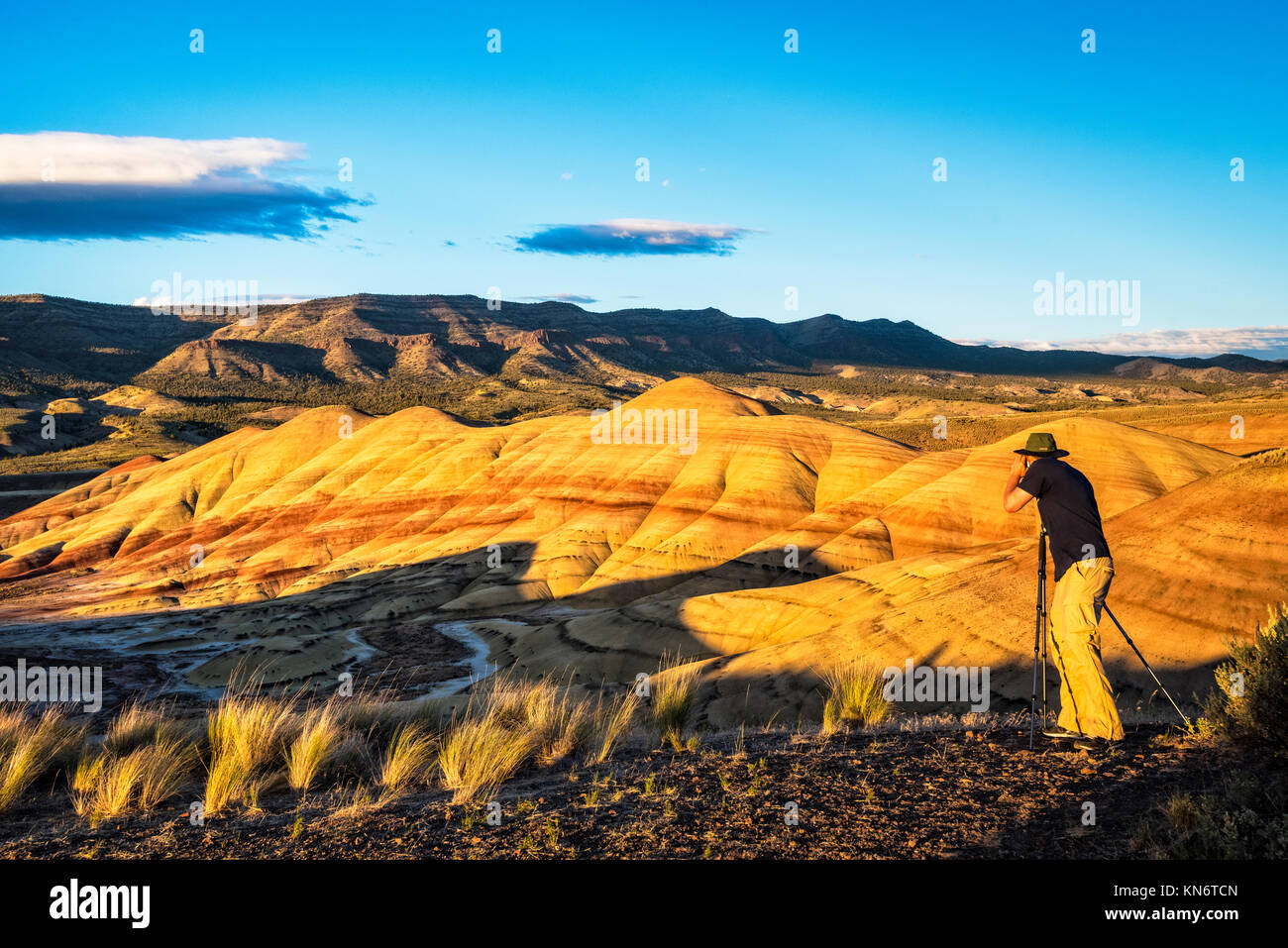 Dan Schoenwald photographing at Painted Hills Unit, John Day Fossil ...
