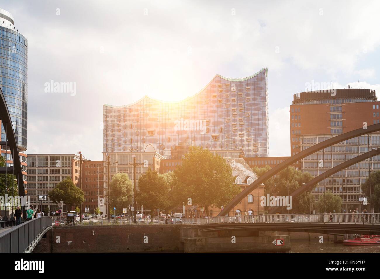 Philharmonic hall in Hamburg Stock Photo - Alamy