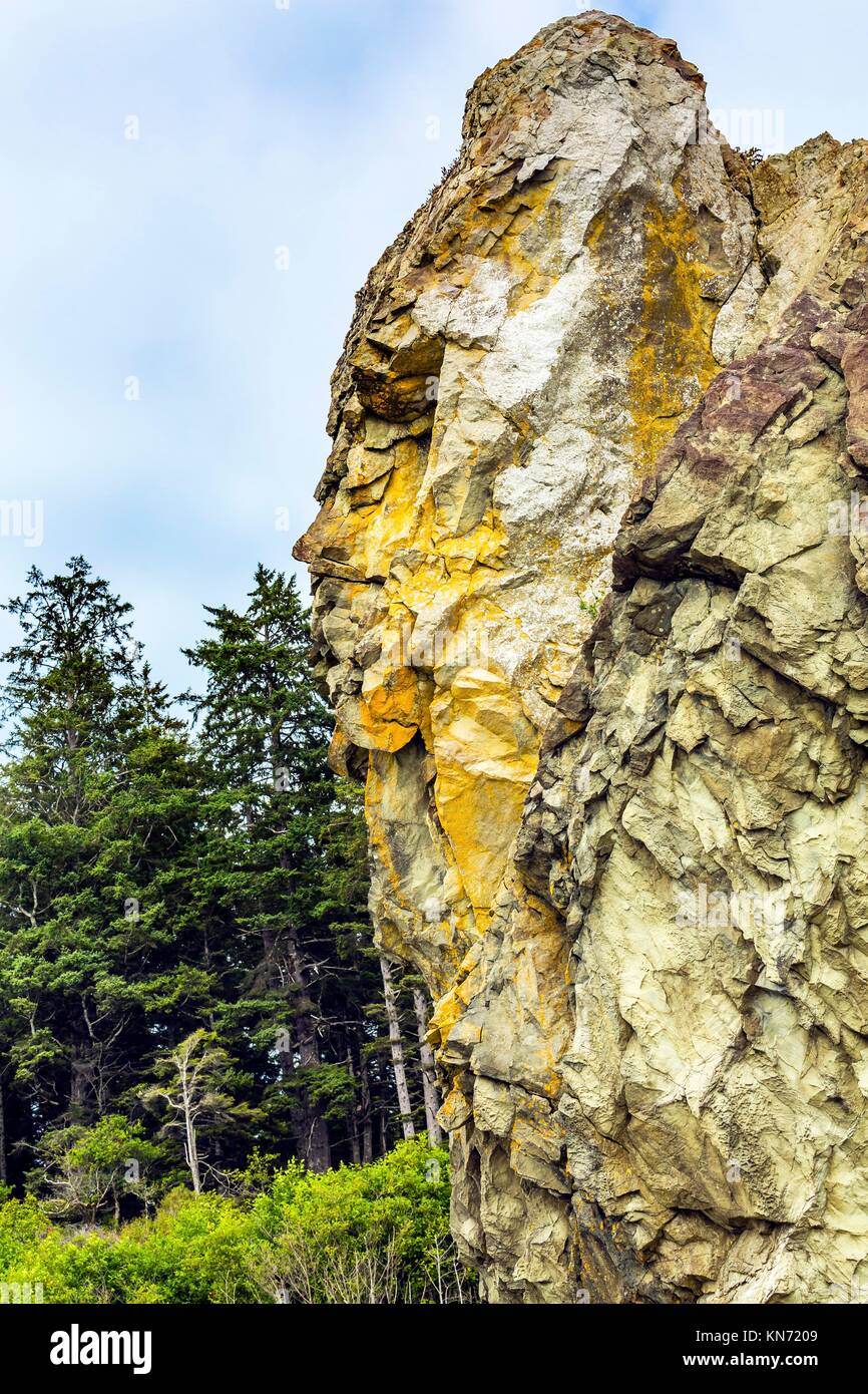 Old stone man beach hi-res stock photography and images - Alamy
