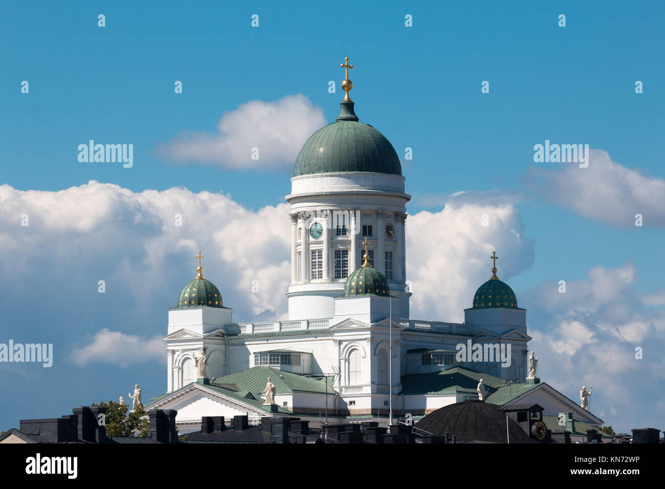 Helsinki Cathedral, a distinctive landmark in the Helsinki cityscape ...
